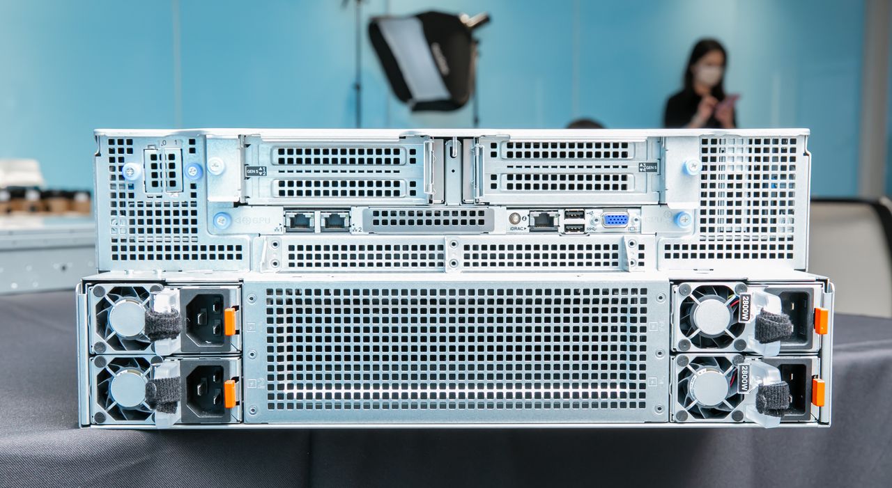 Dell新款GPU伺服器登場，搭配4個SXM外形Nvidia H100 | iThome